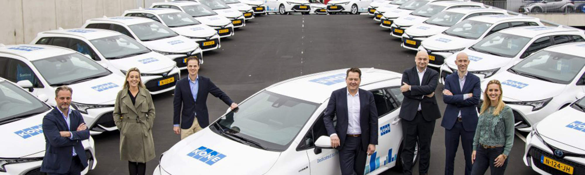 30x Toyota Corolla Touring Sports Hybrid voor KONE Nederland • Louwman ...